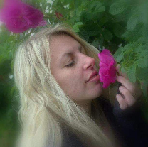 Avon | CHELSEA FALCONER