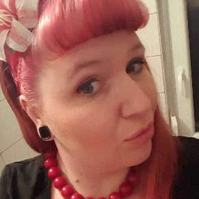 Avon | Katrin-Susann Schmidt