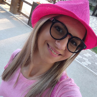 Avon | MILENA MATOVIC