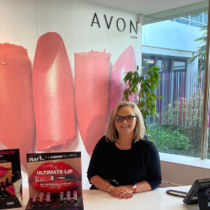 Avon | LISA CARLIN