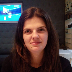 Avon | ANA-MARIJA KELAVA