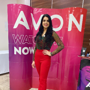 Avon | DALILA BEGANOVIĆ